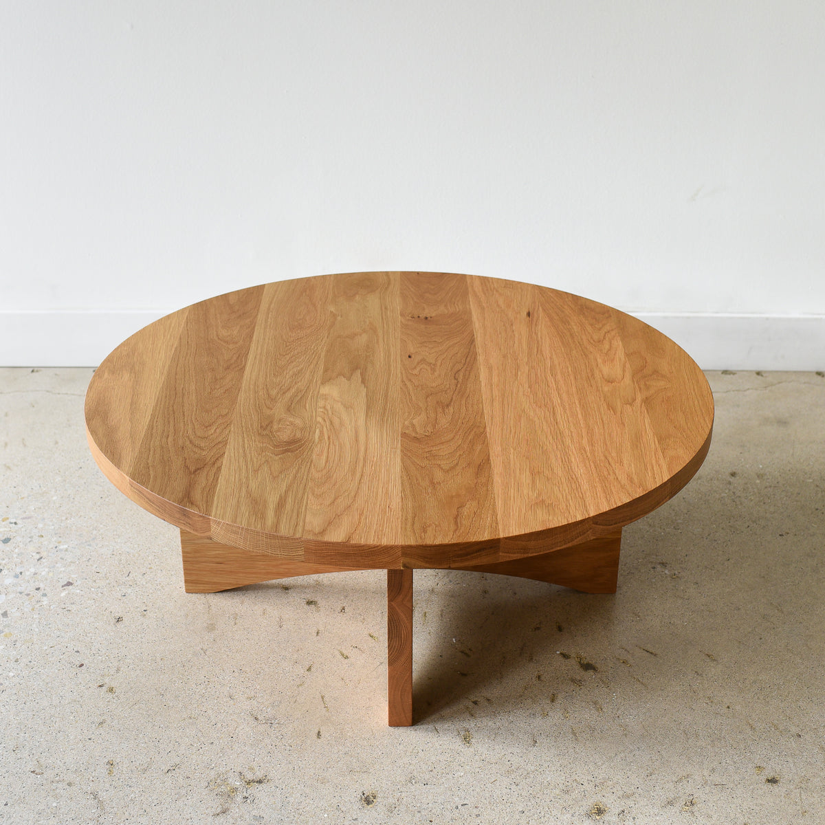 Sculptural Round Wood Coffee Table – What WE Make